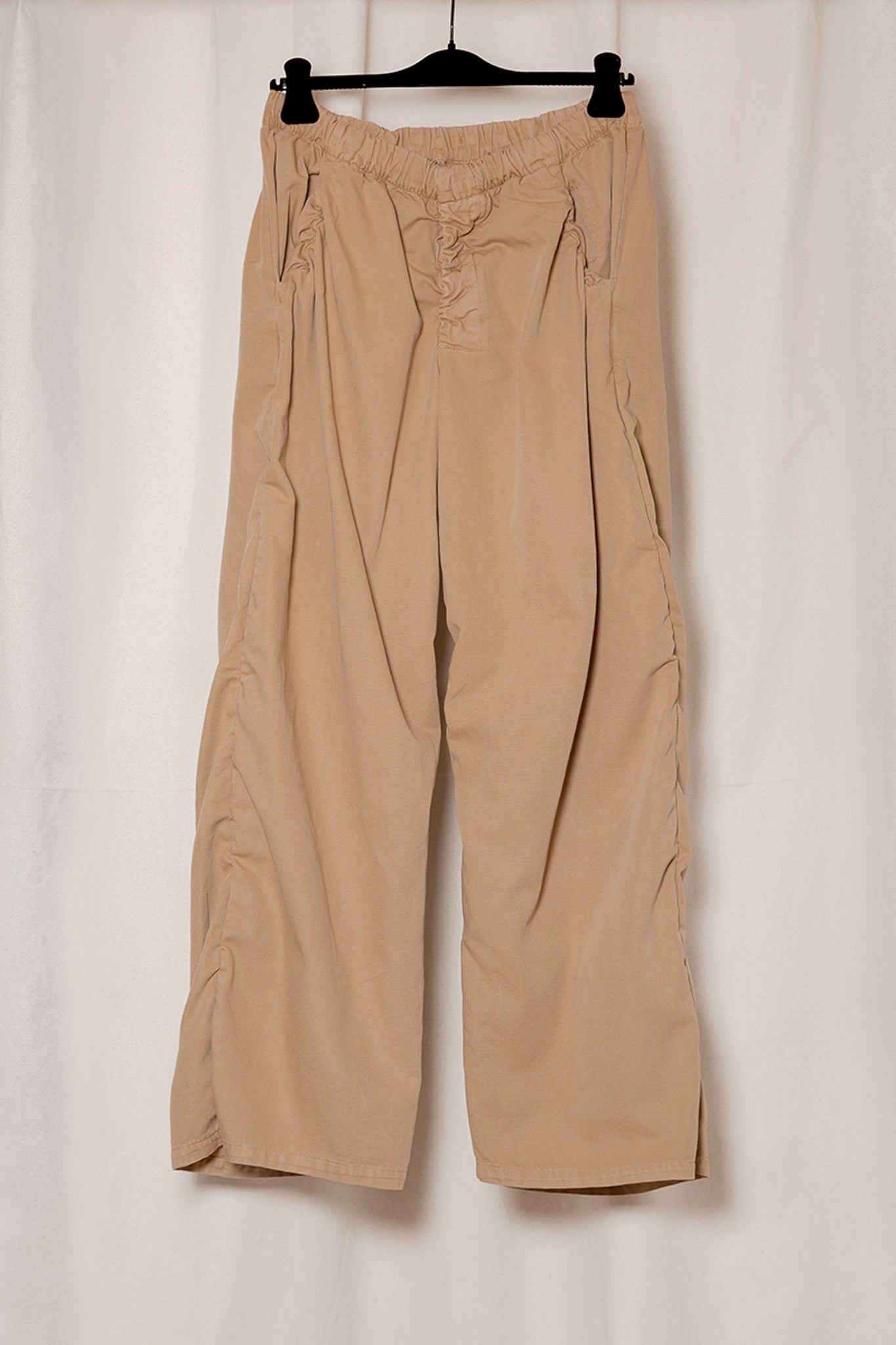 GABRIELA COLL GARMENTS – LOCALERS